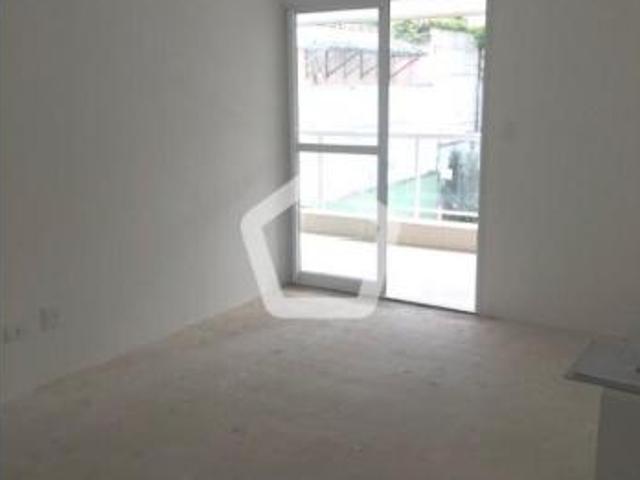Apartamento em Real Parque