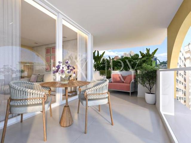 Apartamento em reforma na Alameda Casa Branca com 350 m² e entrega em junho de 2026