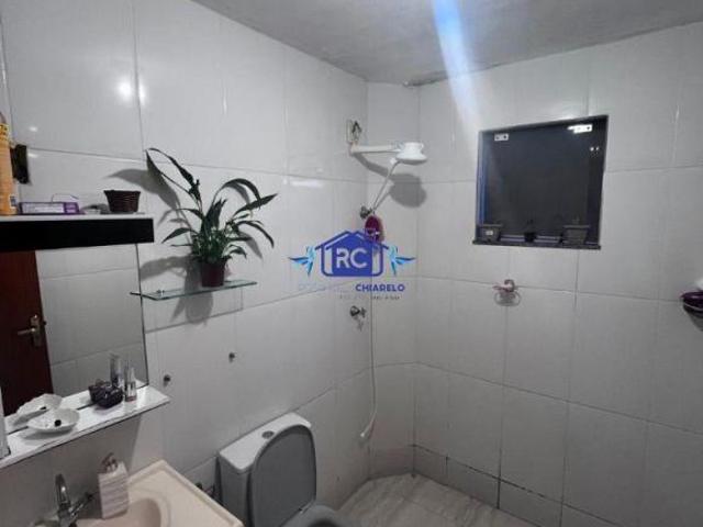 Apartamento em regiao central.. Terceiro andar portao eletronico e interfone.. 02 Quartos, sala