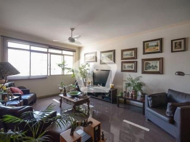 Apartamento em República