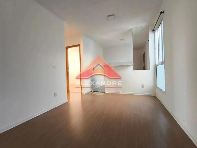 Apartamento em Residencial Frei Galvão, São José dos Campos/SP de 44m² 2 quartos à venda por R$ 214.000,00