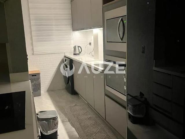 Apartamento em Rio Pequeno, São José dos Pinhais/PR de 65m² 3 quartos à venda por R$ 279.000,00