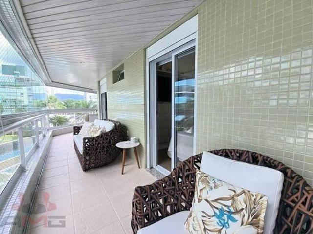 Apartamento em Riviera, Bertioga/SP de 124m² 3 quartos à venda por R$ 3.900.000,00
