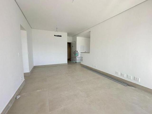 Apartamento em Riviera de São Lourenço