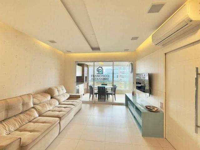apartamento em Riviera de São Lourenço