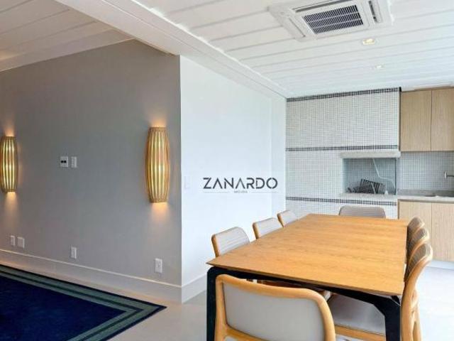 Apartamento em Riviera de São Lourenço