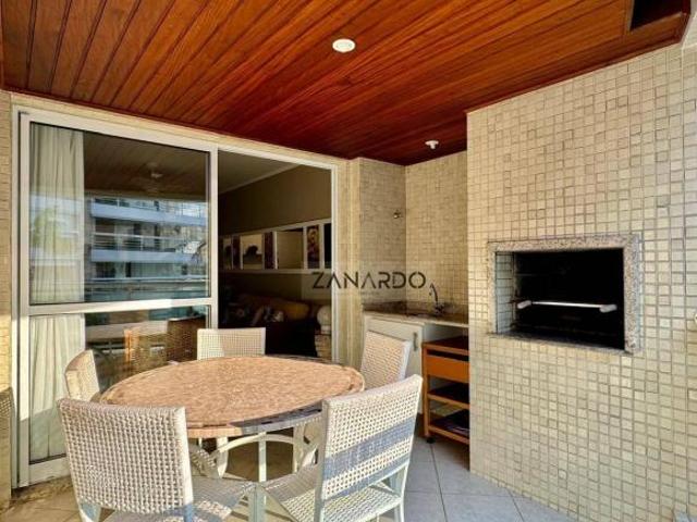Apartamento em Riviera de São Lourenço