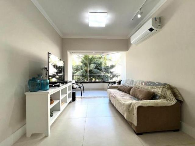 Apartamento em Riviera de São Lourenço à venda, com 78 m² por R$ 1.950.000