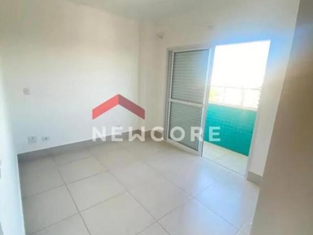 Apartamento em Rua 10 de Maio Zona 07 Maringá/PR