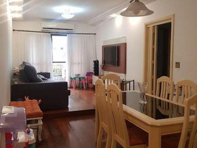 Apartamento em Rua 9 de Julho Marapé Santos/SP