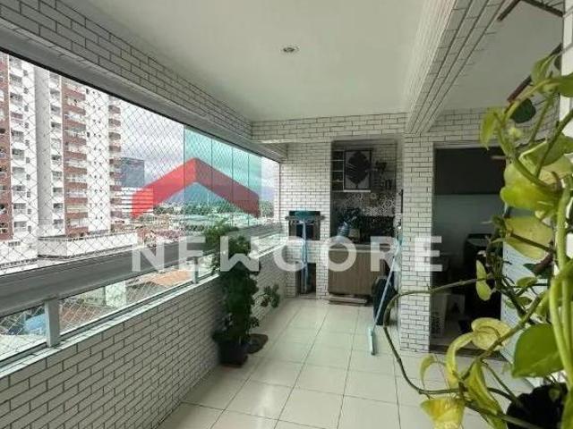 Apartamento em Rua Colômbia Guilhermina Praia Grande/SP