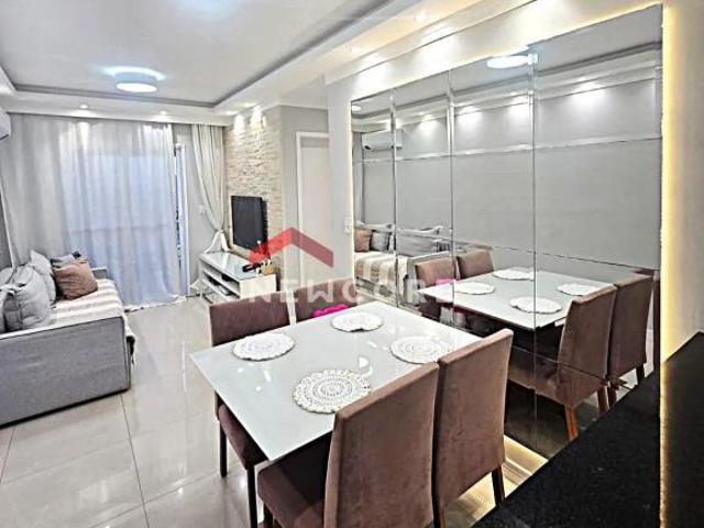 Apartamento em Rua Comendador Martins Encruzilhada Santos/SP