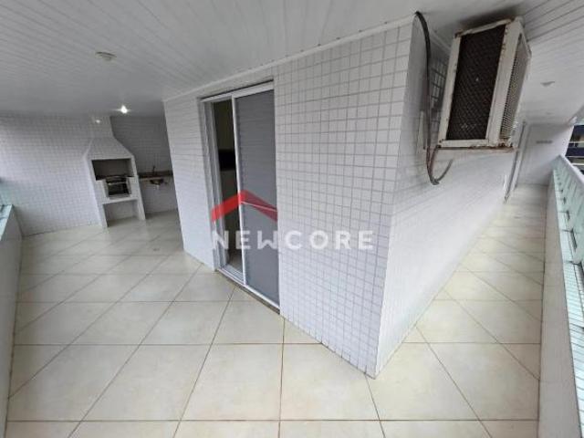 Apartamento em Rua Copacabana Guilhermina Praia Grande/SP