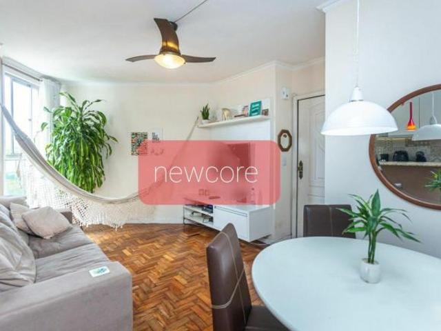 Apartamento em Rua Coronel Massot Cristal Porto Alegre/RS