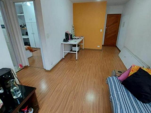 Apartamento em Rua Corveta Euterpe Jardim Lucinda São Paulo/SP