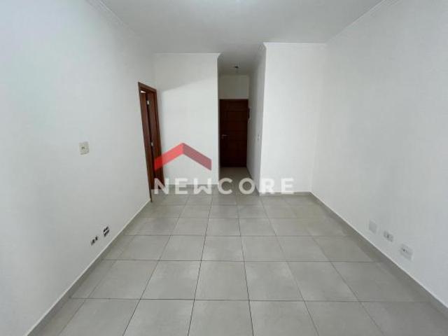 Apartamento em Rua Caiapós Tupi Praia Grande/SP