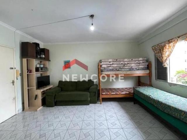 Apartamento em Rua Caiapós Tupi Praia Grande/SP