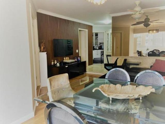 Apartamento em Rua Canário Moema São Paulo/SP