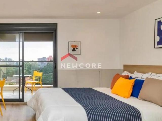 Apartamento em Rua Capote Valente Pinheiros São Paulo/SP