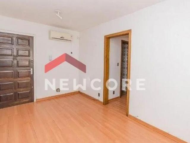 Apartamento em Rua Carazinho Petrópolis Porto Alegre/RS