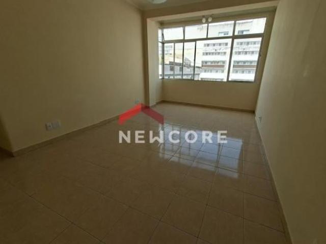 Apartamento em Rua Cásper Líbero José Menino Santos/SP