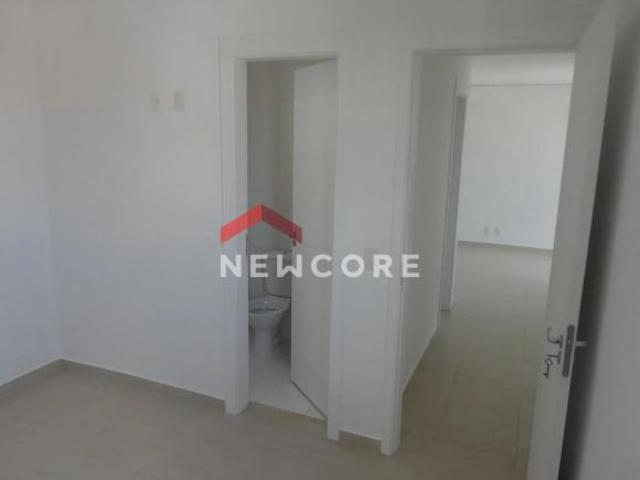 Apartamento em Rua Cirino de Abreu Guaiaúna São Paulo/SP
