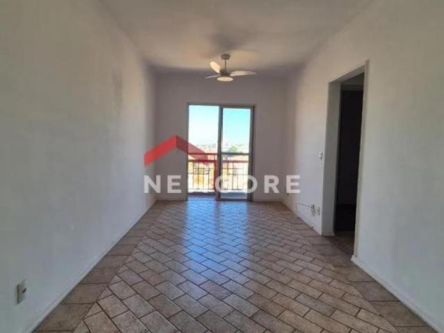 Apartamento em Rua Amador Bueno Vila Industrial Campinas/SP