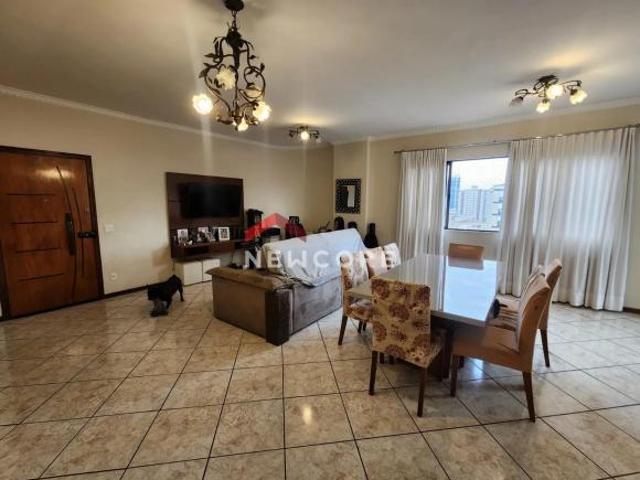 Apartamento em Rua Amaral Gurgel Ponta da Praia Santos/SP