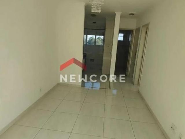Apartamento em Rua Américo Sugai Vila Jacuí São Paulo/SP