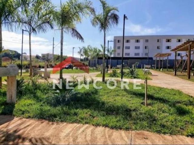 Apartamento em Rua Antônio Domingues Chácaras Tubalina e Quartel Uberlândia/MG