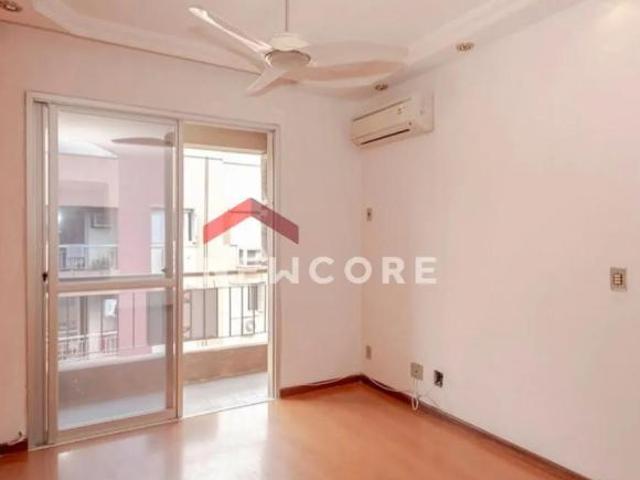 Apartamento em Rua Abram Goldsztein Jardim Carvalho Porto Alegre/RS