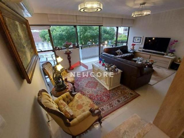 Apartamento em Rua Alagoas Gonzaga Santos/SP