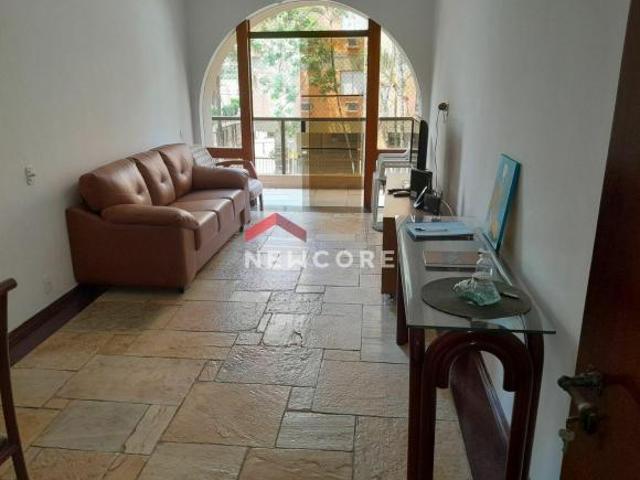 Apartamento em Rua Alberto Quatrini Bianchi Enseada Guarujá/SP