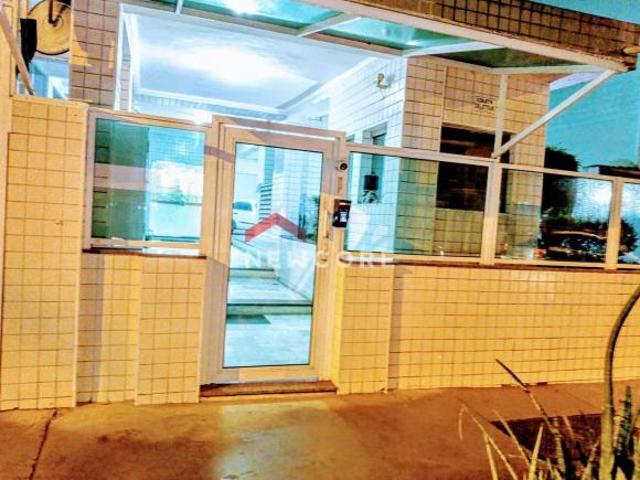Apartamento em Rua Alfredo Albertini Marapé Santos/SP