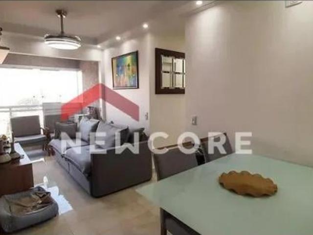 Apartamento em Rua Argélia Jardim das Flores Osasco/SP