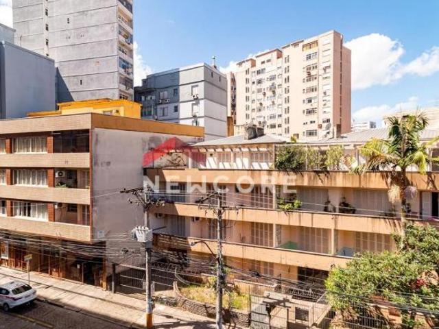Apartamento em Rua Augusto Pestana Santana Porto Alegre/RS