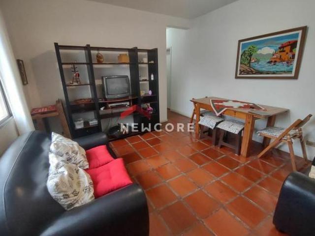Apartamento em Rua Áureo Guenaga de Castro Mar e Céu Guarujá/SP