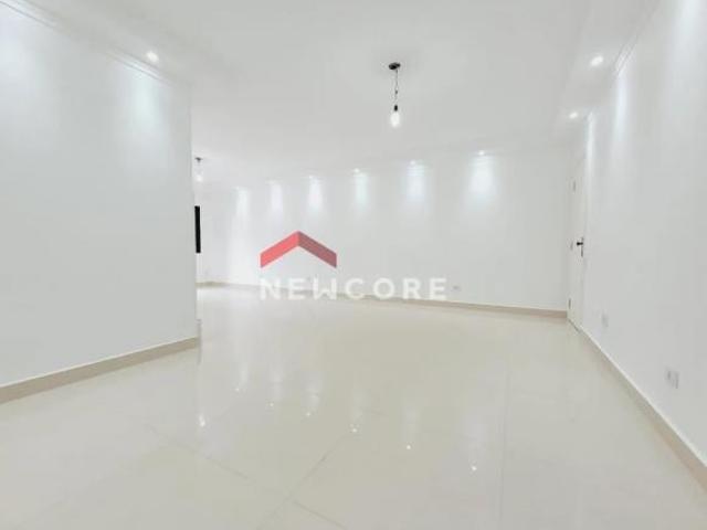 Apartamento em Rua Azevedo Sodré Gonzaga Santos/SP