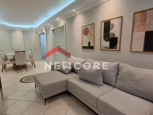 Apartamento em Rua Bolívia Guilhermina Praia Grande/SP