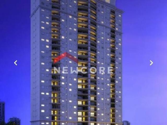 Apartamento em Rua Bonnard Alphaville Empresarial Barueri/SP