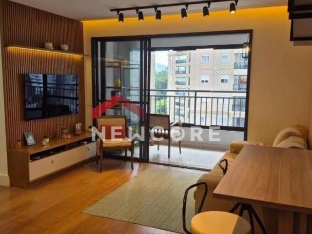 Apartamento em Rua Bonnard Alphaville Empresarial Barueri/SP