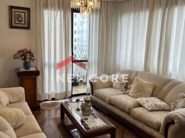 Apartamento em Rua Barão de Jaceguai Campo Belo São Paulo/SP
