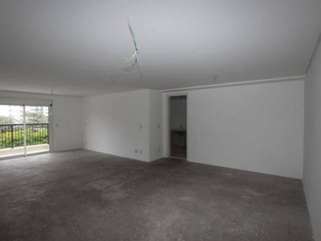 Apartamento em Rua Belterra Santo Amaro São Paulo/SP
