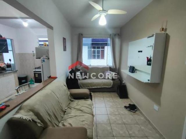 Apartamento em Rua Brigadeiro Tobias Canto do Forte Praia Grande/SP