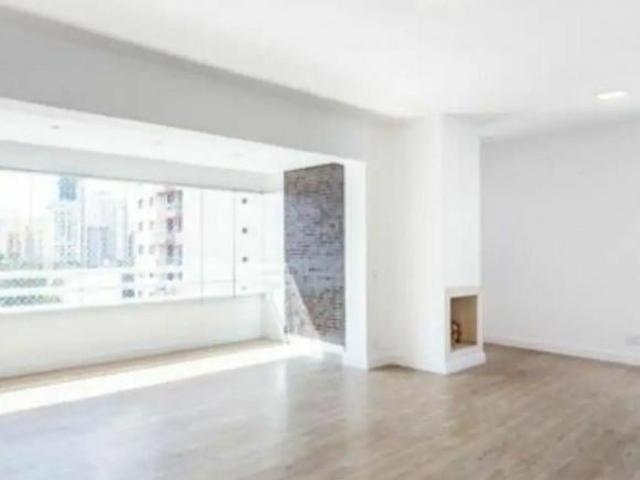 Apartamento em Rua Gomes de Carvalho Vila Olímpia São Paulo/SP