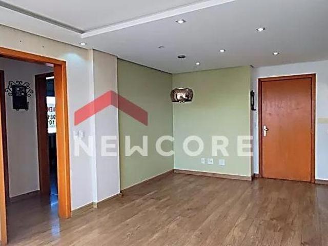 Apartamento em Rua Gomes de Freitas Jardim Itu Porto Alegre/RS