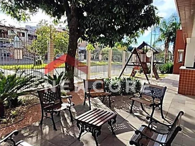 Apartamento em Rua Gomes de Freitas Jardim Itu Porto Alegre/RS