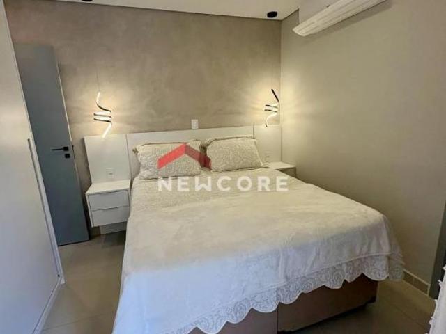 Apartamento em Rua Galeão Carvalhal Gonzaga Santos/SP