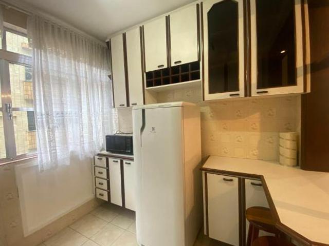 Apartamento em Rua Galeão Carvalhal Gonzaga Santos/SP