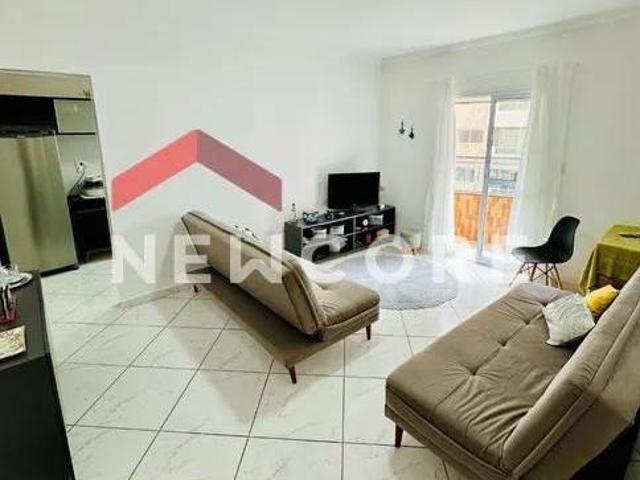 Apartamento em Rua General Euclides de Figueiredo Canto do Forte Praia Grande/SP